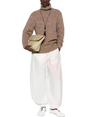SOFT GOAT Sweater