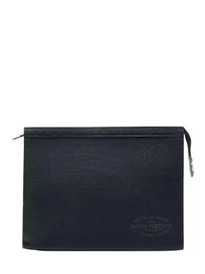 LOUIS VUITTON Taiga Articles De Voyage Pochette Voyage Mm Clutch Bag - Black