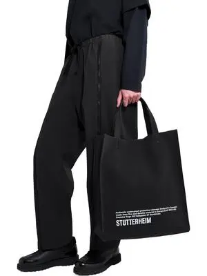 Stutterheim Stylist Bag Big Print - Black