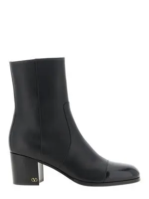 Valentino Garavani Zimmy' Ankle Boots - Black