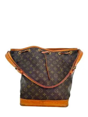 LOUIS VUITTON Monogram Noé Bucket Bag