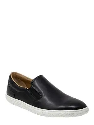 PILOTI Slipstream Slip On Sneaker - Black