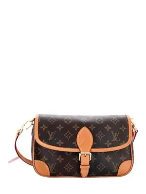 LOUIS VUITTON Diane Nm Handbag Monogram Canvas Crossbody Bag - Brown