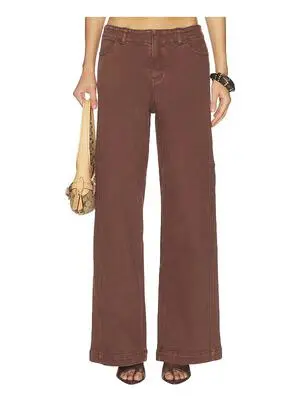 SOVERE / Dakota Jean In Brown - Hazelnut