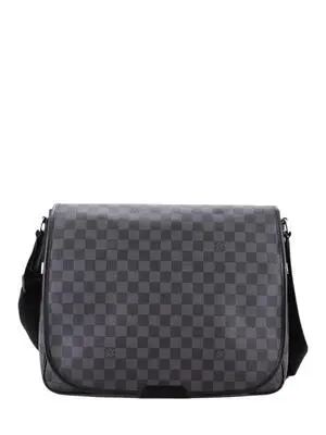 LOUIS VUITTON Daniel Messenger Bag Damier Graphite Gm Crossbody Bag - Black