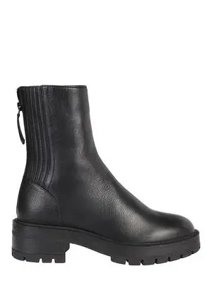 AQUAZZURA Almond Toe Booties - Black