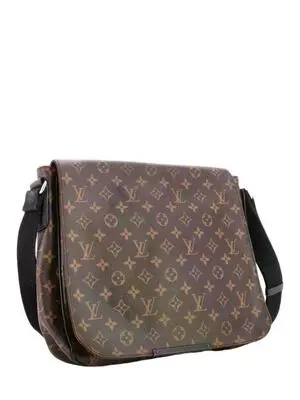 LOUIS VUITTON District Messenger Bag Macassar Monogram Canvas Mm Crossbody Bag - Brown