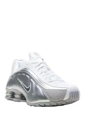 Nike Shox R4 Sneakers Silver