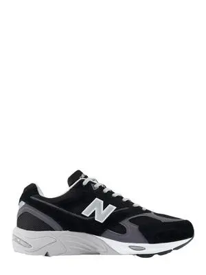 NEW BALANCE Leather & Mesh Cushioned 880r Sneakers - Black