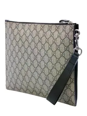 Gucci 2000-2015 Gg Supreme Blind For Love Clutch Bag - Neutrals