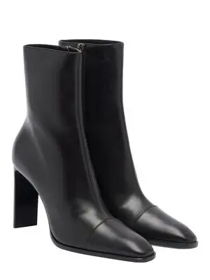Saint Laurent Venetia Leather Ankle Boots - Brown
