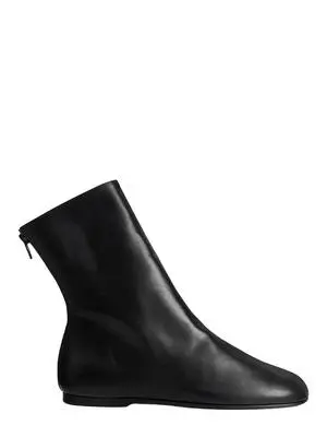 JUDE Floor Ankle Boot In Smooth Leather - Black