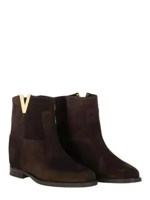 VIA ROMA 15 V-shaped Suede Ankle Boots