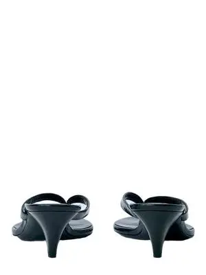 JUDE Thong-strap Sandals - Black