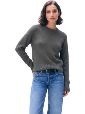 WHITE & WARREN Cashmere Waffle Sweatshirt In Size - Graphite Heather