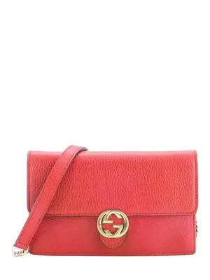 Gucci Interlocking Wallet On Chain Leather Crossbody Bag - Red
