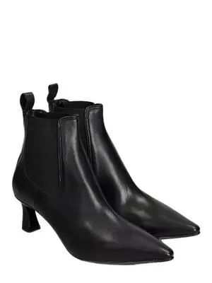 BIANCADI Pointed-toe Ankle Boots - Black