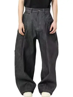 PROTOCOL INDEX Curved-seam Jeans