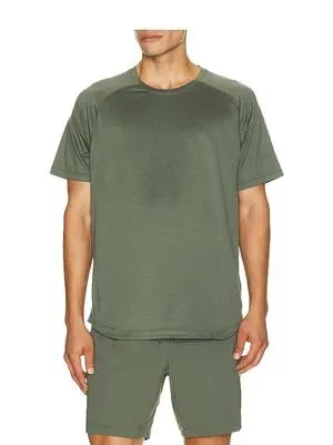 RHONE Atmosphere Tee In Green - Olive Shadow