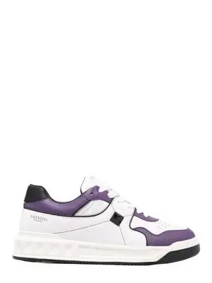 Valentino Garavani Valentino Garavani One Stud Low-Top Sneakers White