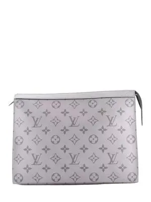 LOUIS VUITTON Pochette Voyage Reverse Monogram Eclipse Canvas Mm Clutch Bag - Grey