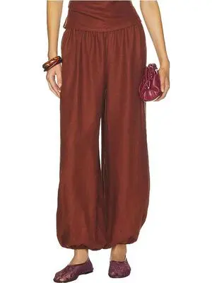 Faithfull The Brand Faithfull Kortez Balloon Pant In Brick. Brick