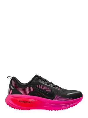Nike Vomero 18 Logo-detail Sneakers Black