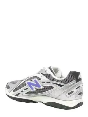 NEW BALANCE 204l Sneakers - Silver