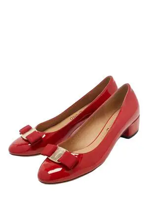 FERRAGAMO Vara Bow Patent-finish Pumps - Red
