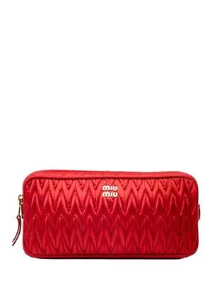 Miu Miu 2010-2026 Matelasse Nappa Clutch Bag - Red