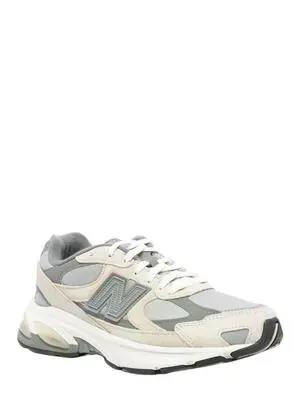 NEW BALANCE Panelled Logo-patch Sneakers - Grey