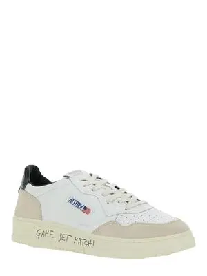 AUTRY Medalist Low Leather & Suede Low-top Sneaker With Logo Patch And Side Writing - White