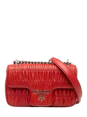 Prada 2010-2026 Nappa Gaufre Chain Flap Crossbody Bag - Red