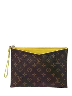 LOUIS VUITTON 2014 Monogram Daily Pouch Clutch Bag - Brown