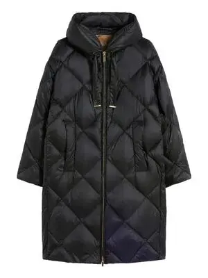 MAX MARA The Cube Diamond-quilted Coat