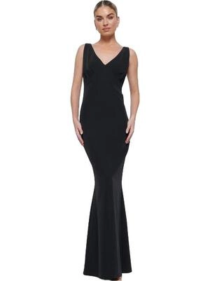 PRETTY LAVISH Esmee Crepe Maxi Bridesmaid Dress - Black