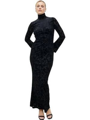 PRETTY LAVISH Caitlin Flocked Backless Maxi Dress - Black