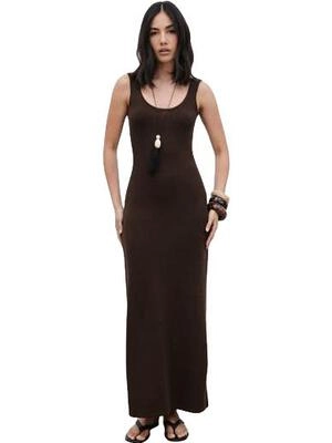 PRETTY LAVISH Dora Scoop Neck Maxi Dress - Brown