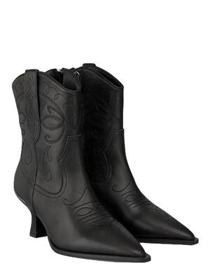 ALMA EN PENA Embroidered Ankle Boot - Black