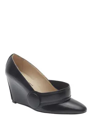 Vaquera Leather Wedge Pump - Black