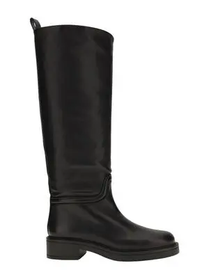 STUART WEITZMAN Round-toe Tall Boots