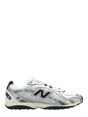 NEW BALANCE 204l Sneakers - Silver