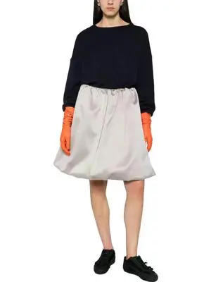LII V-back Knit Sweater