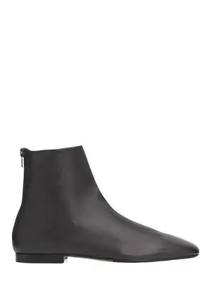 TOTEME Contour Leather Ankle Boots - Bark