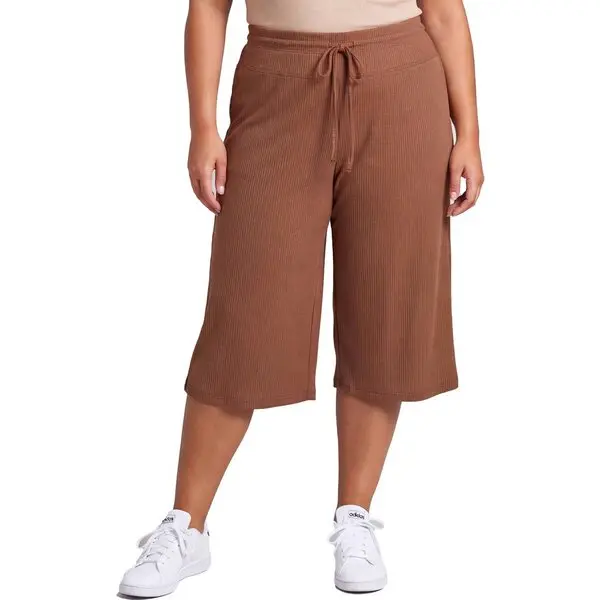 24SEVEN COMFORT APPAREL Curvy Basic Ribbed Knit Drawstring Flared Capri Pants - Mocha