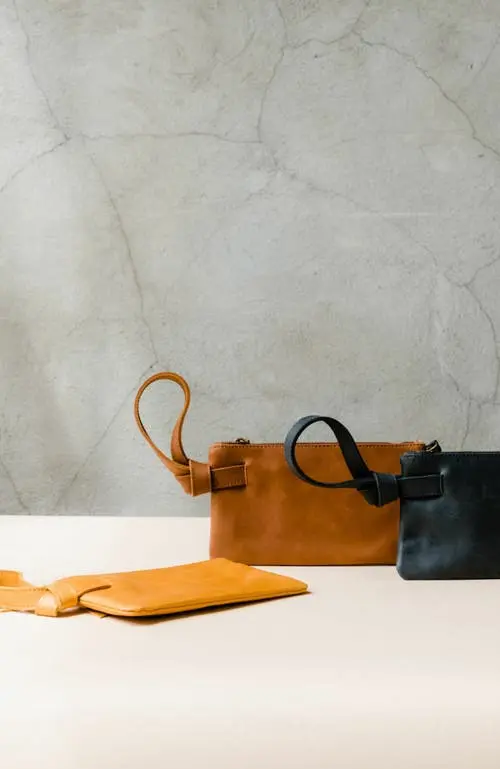 ABLE Rachel Wristlet - Black/cognac