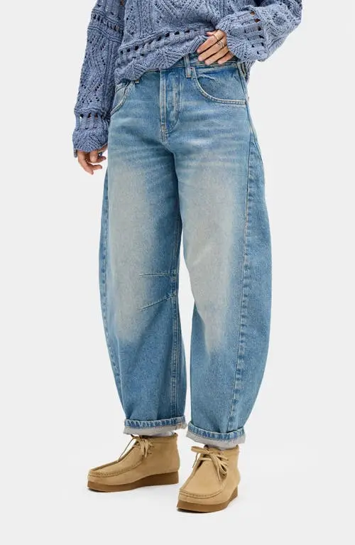 BDG URBAN OUTFITTERS Renae Barrel Jeans