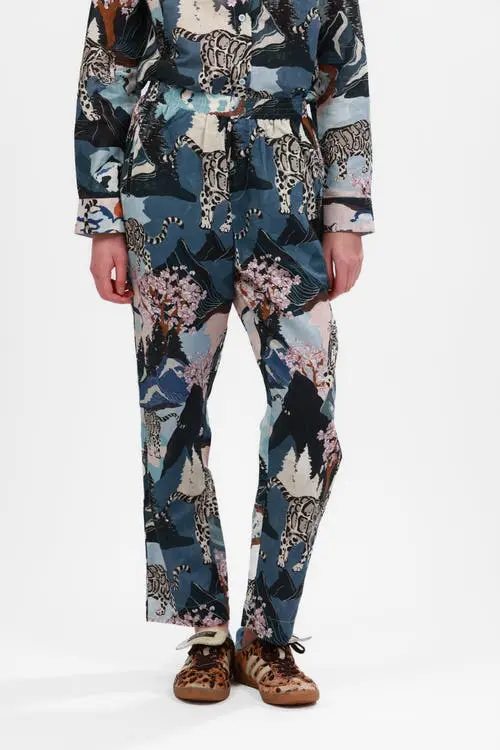Las Surenas Snow Leopard Print Linen Cotton Pants