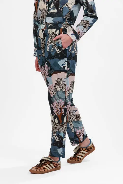 Las Surenas Snow Leopard Print Linen Cotton Pants