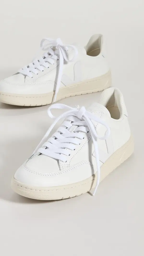 VEJA V-12 Sneakers - Extra White